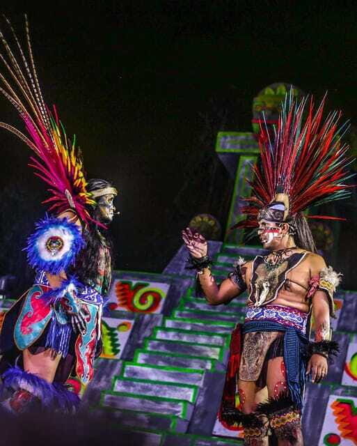 La Llorona, Live Show in the Canals of Xochimilco. - Authenticity and Atmosphere