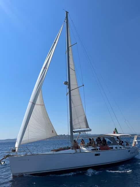 La Maddalena Archipelago: daily sailing tour with lunch - FAQs