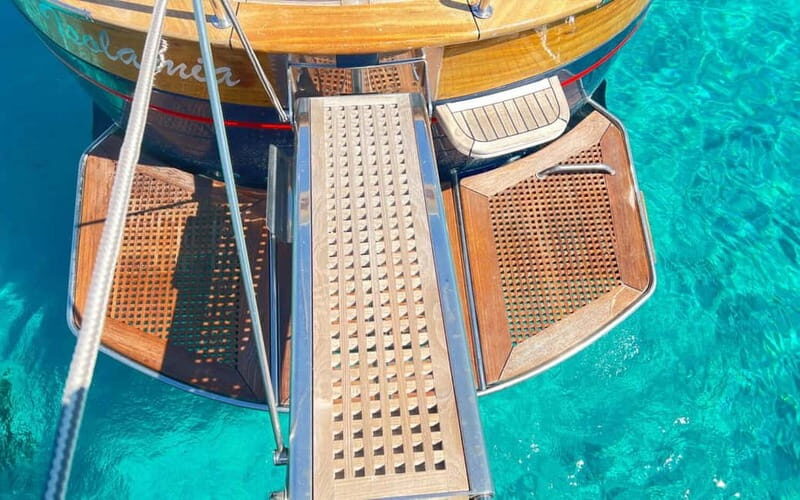 La Maddalena Archipelago: private all inclusive boat tour - Who Should Book This Tour?