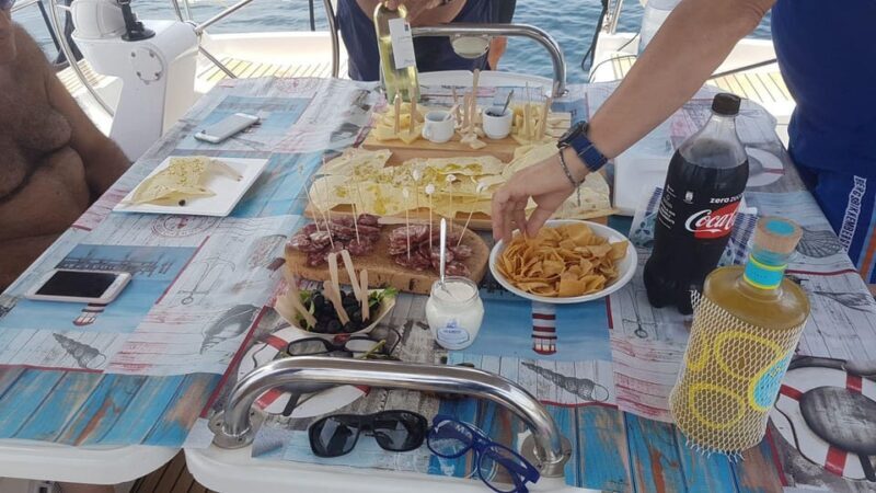 La Maddalena Arcipelago: sailing tour among the Islands - Price and Value