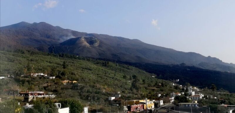 La Palma: Guided Tour to Tajogaite Volcano with Transfer - The Scenic Bus Ride: A Great Intro