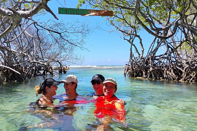 La Parguera Boat Charter with Captain: Kayak & Snorkel - FAQ