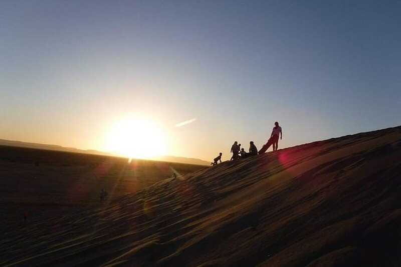 La Paz: Sunset Sandboarding at La Paz Dunes Tour - Authentic Experience and Practical Considerations
