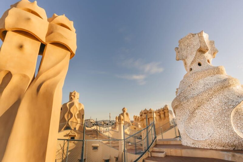 La Pedrera Premium: Exclusive Tour with Cava & Stunning View - Ending in Style: Cava & Sweets in the Owner’s Apartment