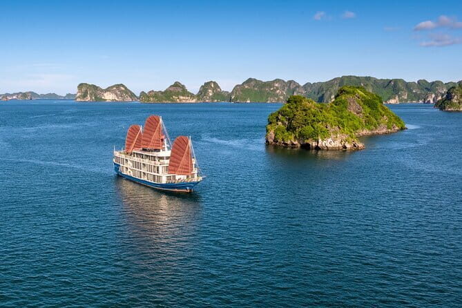 La Pinta Cruise 2 Day Explore Halong and Lan Ha Bay from Hanoi - An In-Depth Look at the La Pinta Cruise Experience