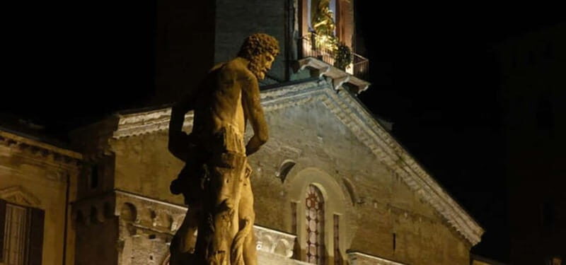 La Reggio Noire: a tour of the crime stories of the past by Night. - A Detailed Look at La Reggio Noire