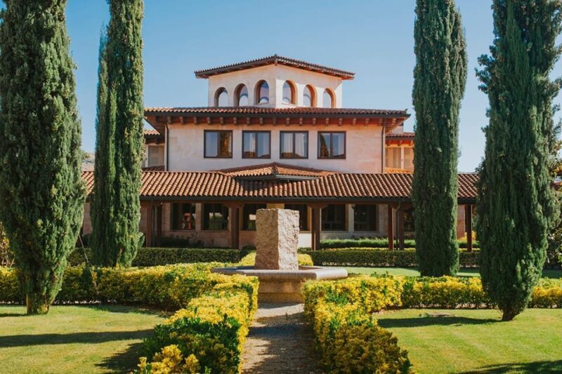 La Rioja: Bodegas Altanza - The Itinerary: What to Expect on Your Tour