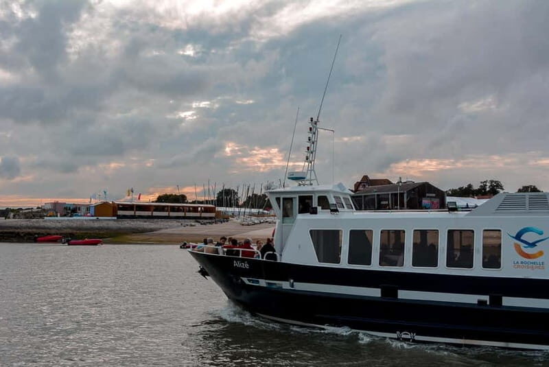La Rochelle: Fort Boyard at Sunset - Key Points