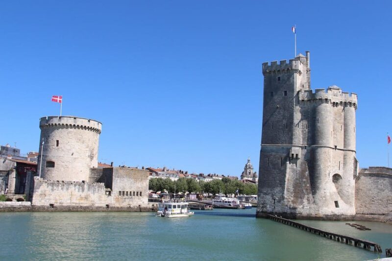 La Rochelle private guided city tour - An Introduction to La Rochelle – The Coastal Beauty