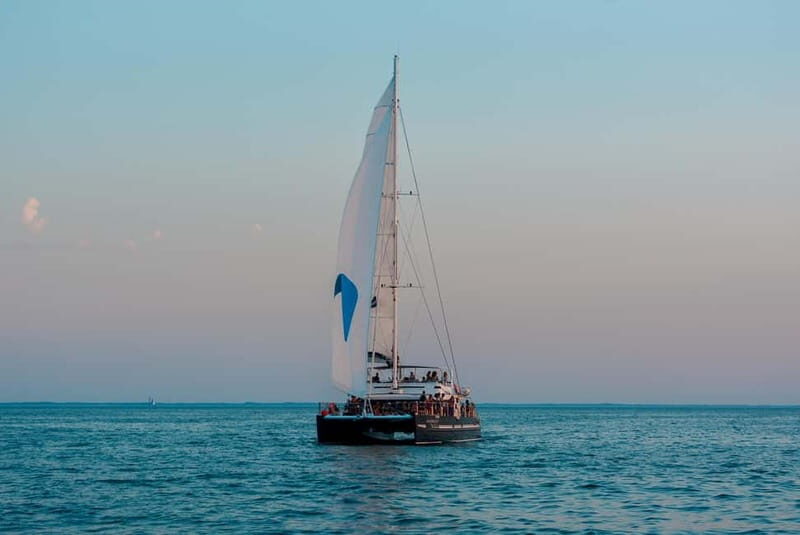 La Rochelle : Sunset Catamaran Cruise (2h00) - Key Points