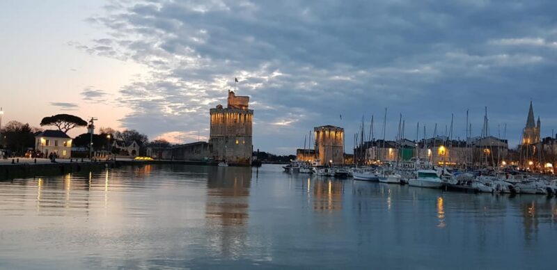 LA ROCHELLE WALKING GUIDED VISIT - Why It’s a Good Value