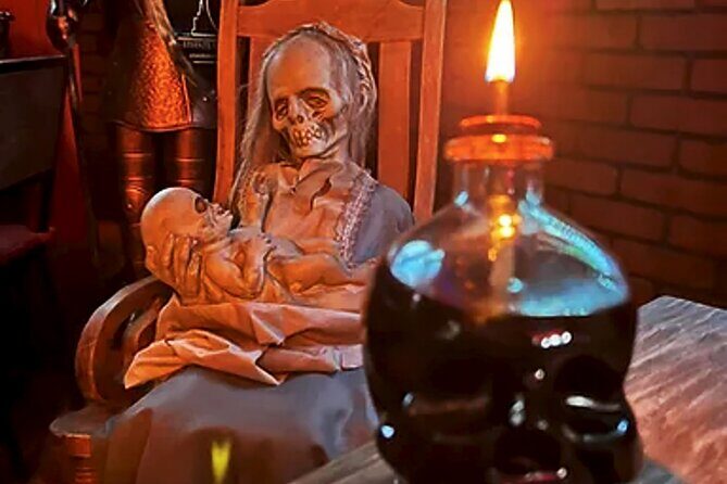 La Roma and Condesa Spooky Legends, Drinks and Taco Tour - A Closer Look at the Tour Experience