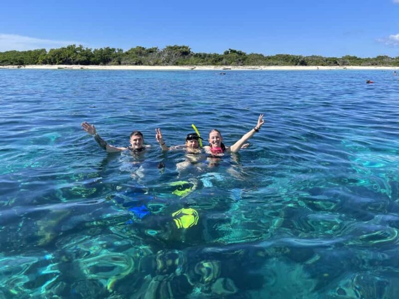 La Romana: Catalina Island for Mein Schiff Cruise Passengers - Authenticity and Authentic Experiences