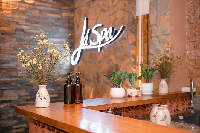 La Spa in Hanoi Old Quarter : Massage with Oil - What Travelers Say