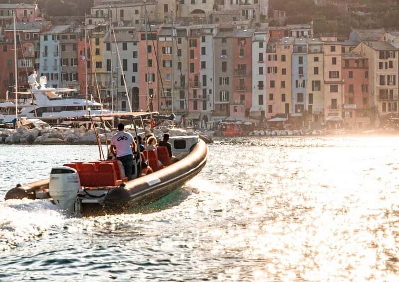 La Spezia: Cinque Terre Sunset Boat Tour with Appetizers - The Review-Driven Highlights