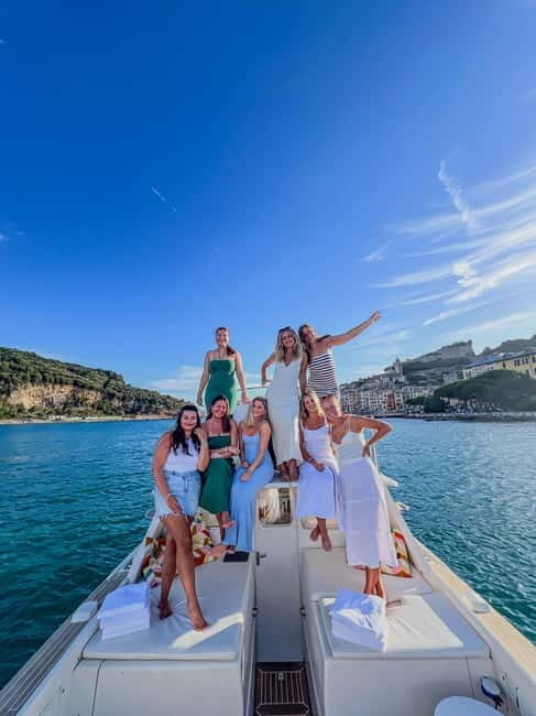La Spezia: Gulf of Poets Sunset Cruise with Drinks - The Experience of a Small Group