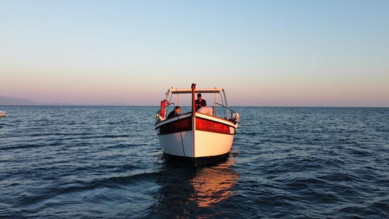 La Spezia: Sunset boat tour in Golfo Dei Poeti - Key Points