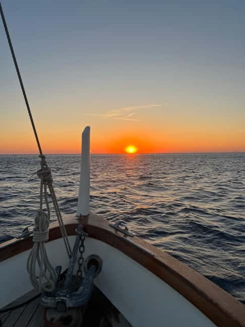La Spezia: Sunset Boat Tour with Aperitif - FAQ