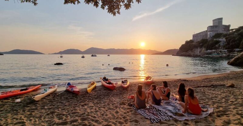 La Spezia: Sunset Kayak & Caves Tour w/ Swimming & Aperitif - Frequently Asked Questions