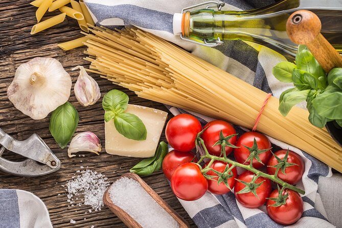 La Spezia Walking Tour & Traditional Cooking Class with Wine - Key Points