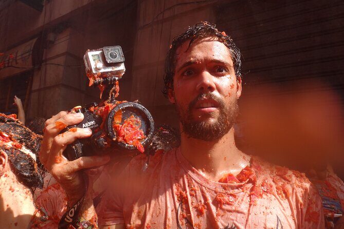 La Tomatina Day Trip from Barcelona - Overview of the La Tomatina Tour Experience