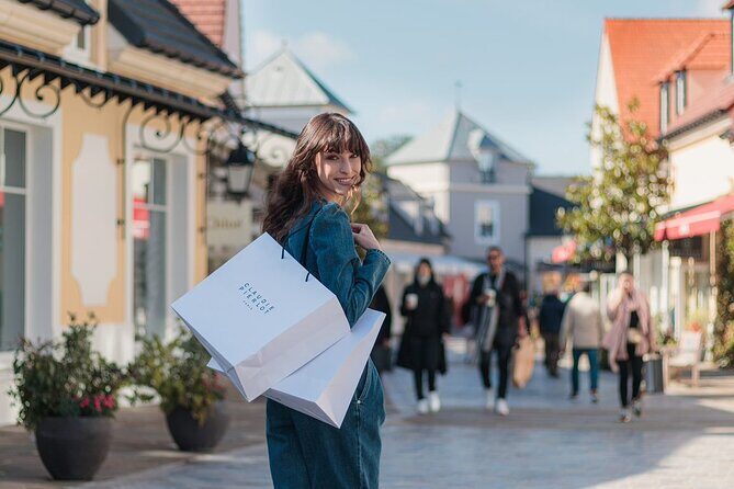 La Vallee Village Shopping Outlet by Luxury Transport from Paris - What to Expect from the Tour