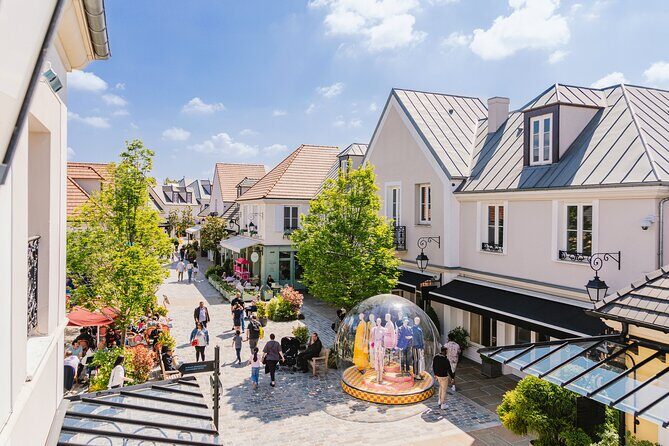La Vallee Village Shopping Outlet by Luxury Transport from Paris - Real-World Insights from Reviewers