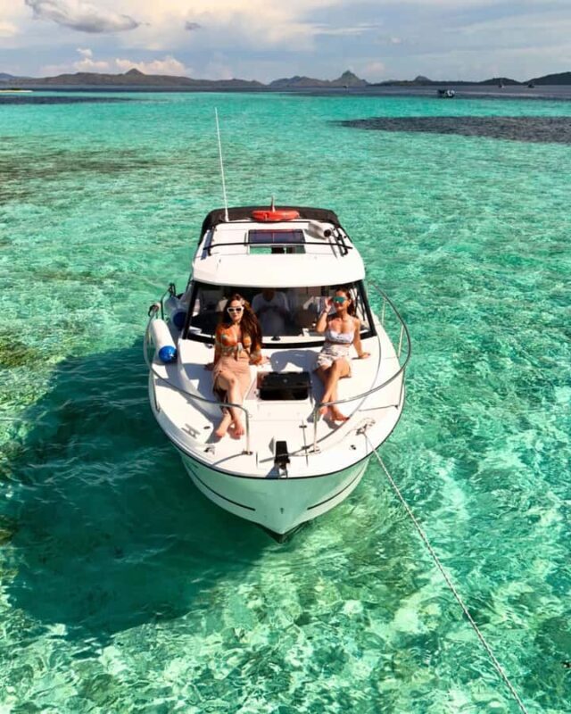 Labuan Bajo: Private Komodo & Island-Hop Yacht w/ Snorkel - The Sum Up