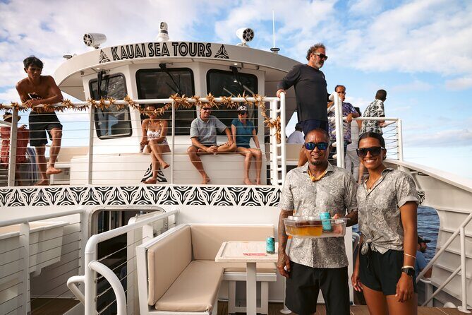 Lady Kailani Luxury Catamaran South Shore Sunset Cruise - Introduction: A Relaxing Sunset Escape on the Water