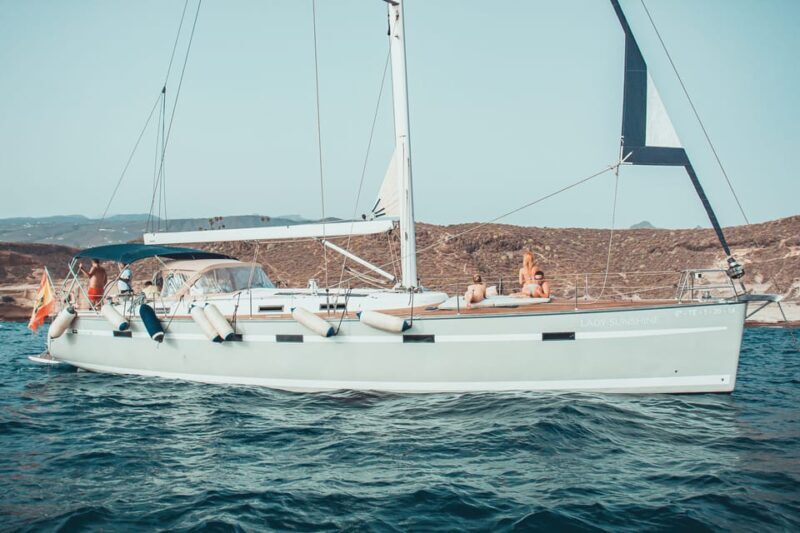 Lady Sunshine Luxury Boat Private Tour, 2, 4 or 8 hours - An Authentic Look at the Lady Sunshine Private Yacht Tour