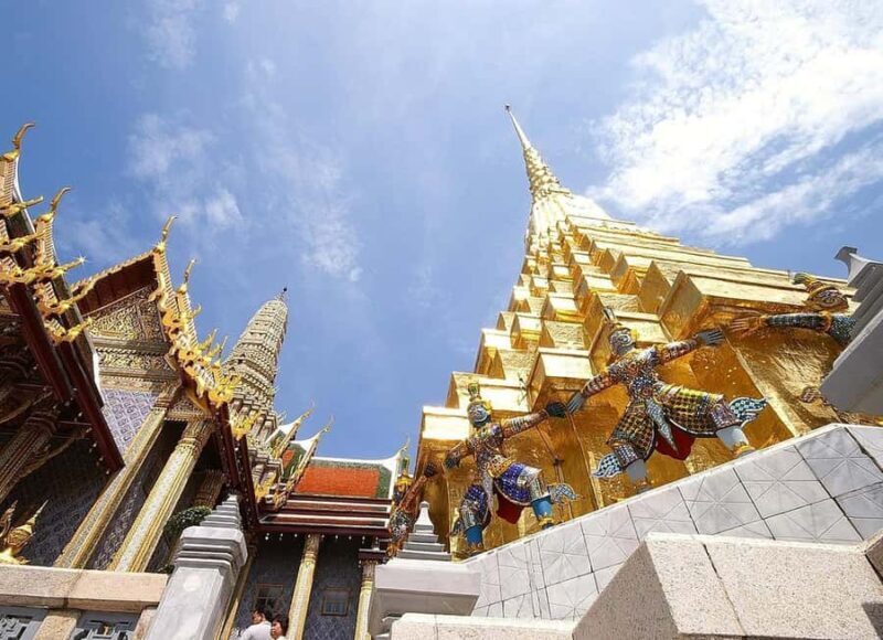 LaemChabang Port: 2 Days Bangkok Temples & Floating Market - Key Points