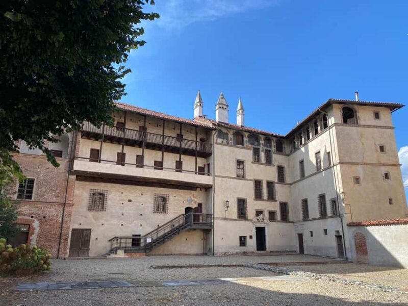Lagnasco: Castles of the Marchesi Tapparelli D'Azeglio - A Closer Look at the Castles of Lagnasco