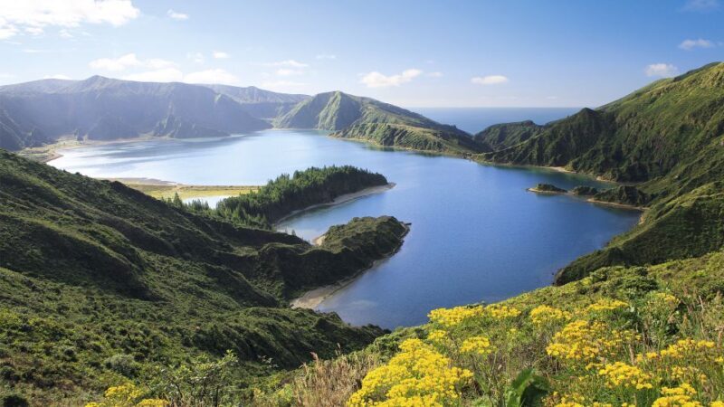 Lagoa do Fogo: Biologist-guided Volcano Geo Tour +Hotsprings - FAQs
