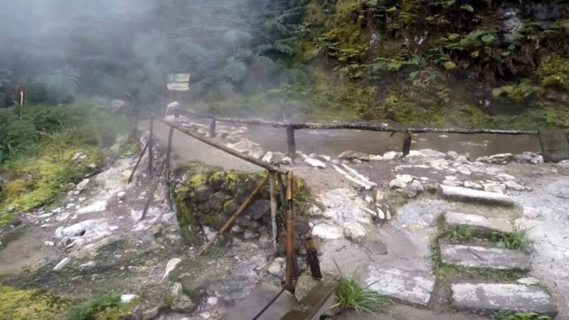 Lagoa do Fogo: Guided Volcano Geo Tour w/ Hotsprings Bathing - Additional Stops & Optional Experiences
