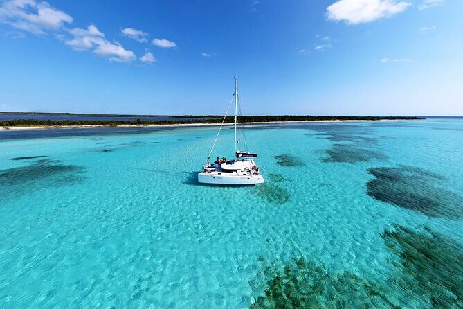 Lagoon 39ft Private Catamaran 5hr - El Cielo Full Experience - The Sum Up
