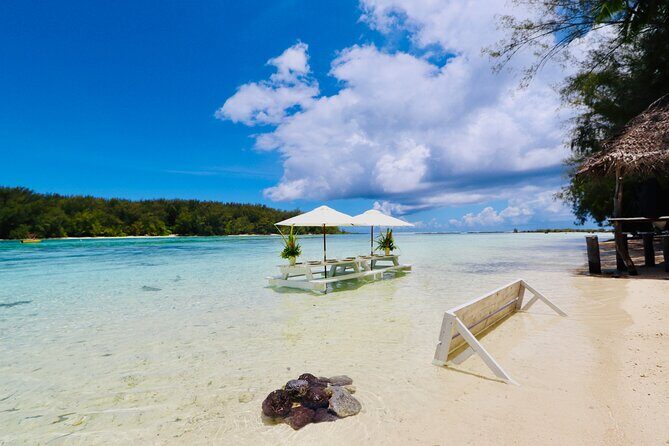 Lagoon Tour + lunch with your feet in the water on a Motu - Additional Highlights: Wildlife, Culture, and Views