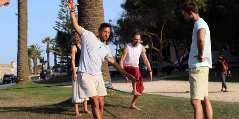 Lagos: Slacklining Made Easy | Yoga & Slacklining - Is It Worth the Price?