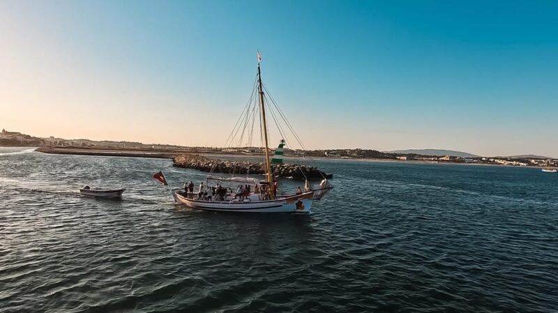 Lagos: Sunset Sail aboard a Traditional Boat with Prosecco - Who Is This Tour Best For?