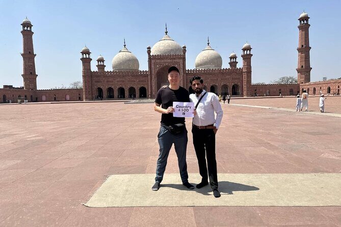 Lahore Heritage and Sightseeing Guided Tour - Wagg Border Ceremony: A Patriot’s Spectacle