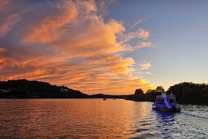 Lake Austin Sunset Boat Cruise  1 - Hour Scenic Tour BYOB - The Cruise Experience: What to Expect