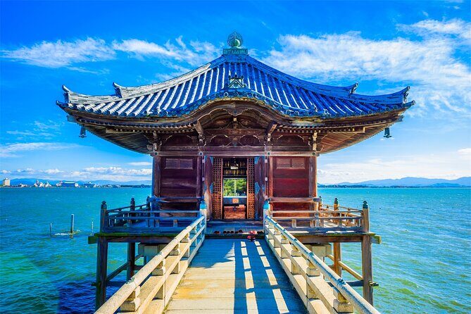 Lake Biwa Tour: Shirahige Shrine, Ukimido ,La Collina Omihachiman - Key Points
