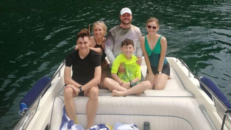 Lake Como 3 hours Private Boat Tour Groups of 1 to 7 People - The Sum Up
