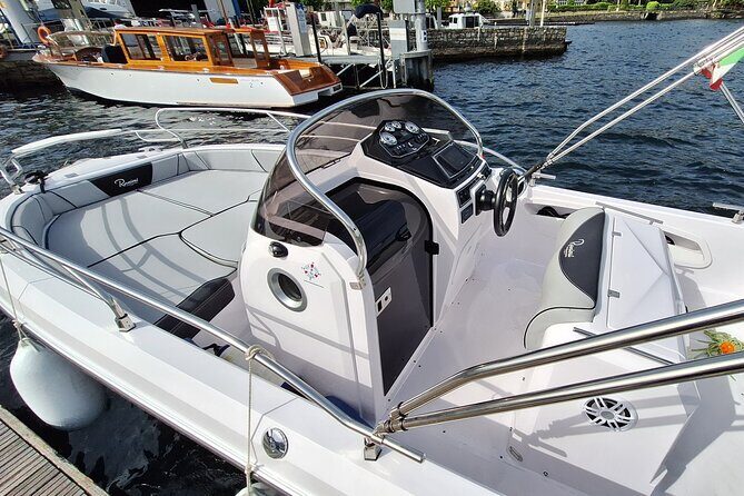Lake Como Boat Tours: options from 1 hour to a Full Day - Charming Towns: Torno and Nesso