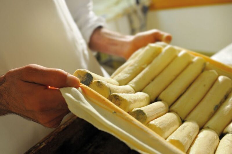 Lake Como: Cheese Factory Tour and Tasting in Valsassina - Authenticity and Authentic Experiences
