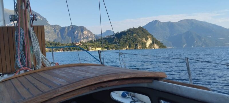 Lake Como: Classy Sailing tour, embrace the Eco-friendly way - An Elegant, Eco-Conscious Escape on Lake Como