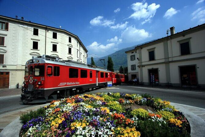 Lake Como cruise, St.Moritz and Bernina Red Train - Practical Insights and Recommendations