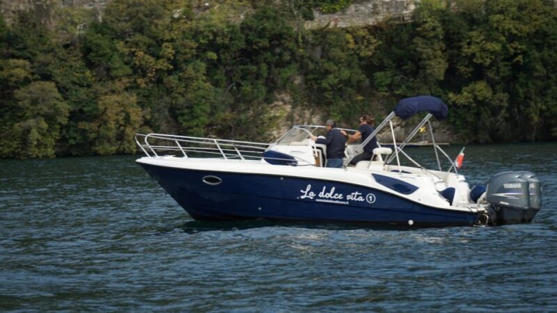 Lake Como: Glamour Private Tour 3 hours Eolo boat - The Sum Up