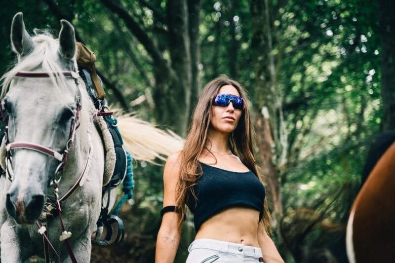 Lake Como: Horseback Riding Tour to an Ancient Village - Key Points
