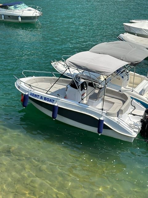 Lake Como Rent: 1-Hour Boat Rent Without License - An Overview of the Experience