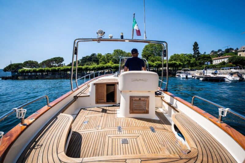 Lake Como: Villas & Gardens SpeedBoat Private Tour - The Experience from the Water